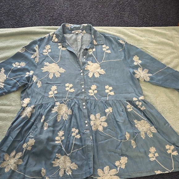 NorthStyle | Dresses | 3x Blue Floral Blouse With Pockets North Style ...